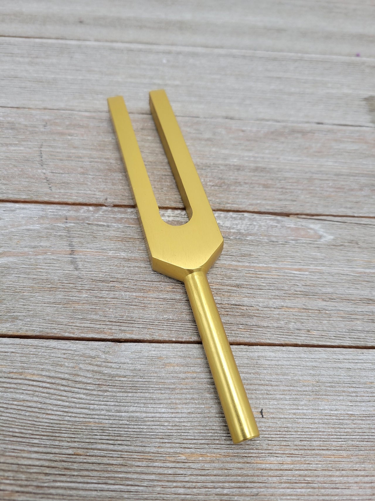 11:11 Hz Sonic Sage Unweighted Gold Color Tuning Fork Spiritual Awakening – Are You Seeing It Too?